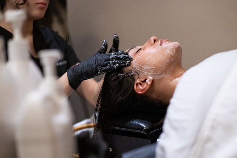 Aura Head Spa Services NJ | Relaxing Scalp & Facial Treatments